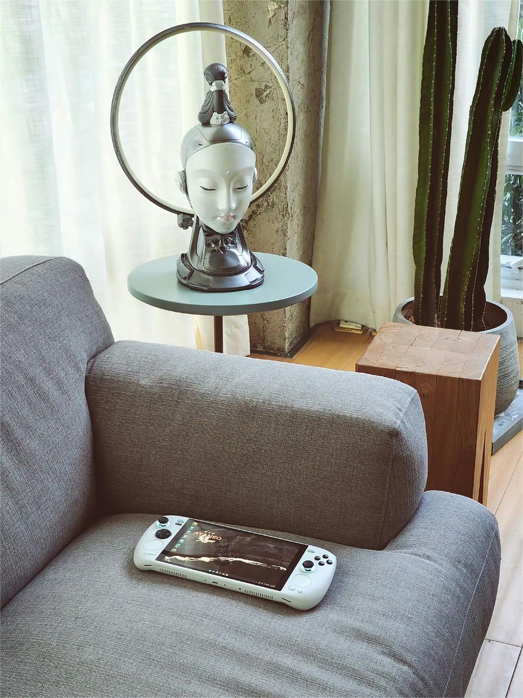 AYANEO Reveals First Pictures of the KUN - The First Windows Handheld ...